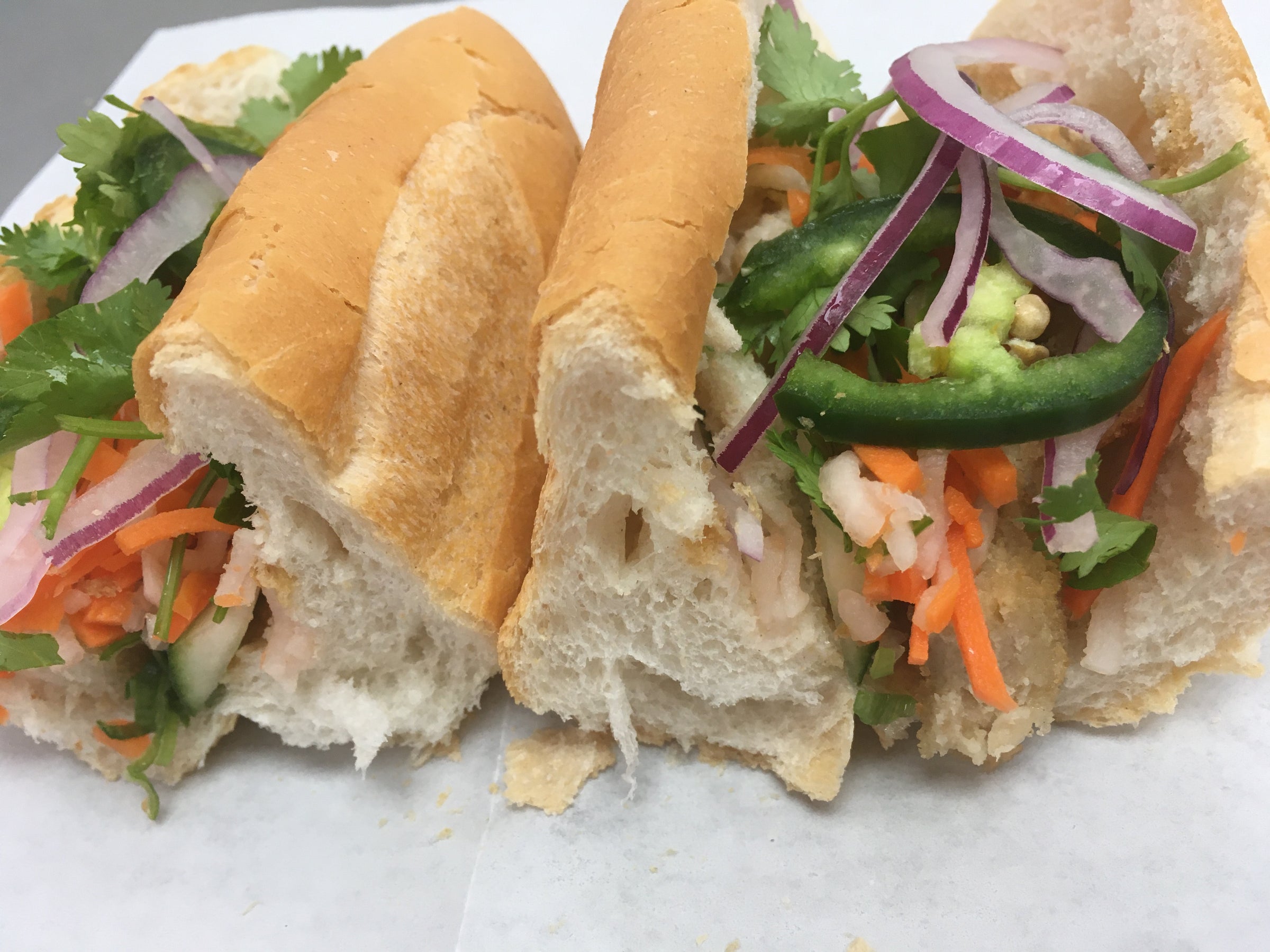 Banh Mi Thit Chay